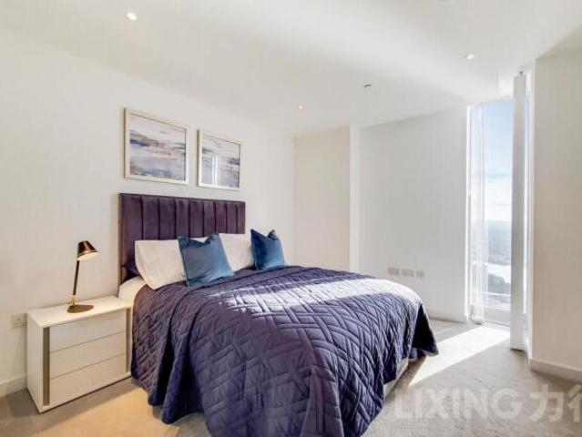 3 bedroom apartment for sale in Landmark Pinnacle, Canary Wharf, E14