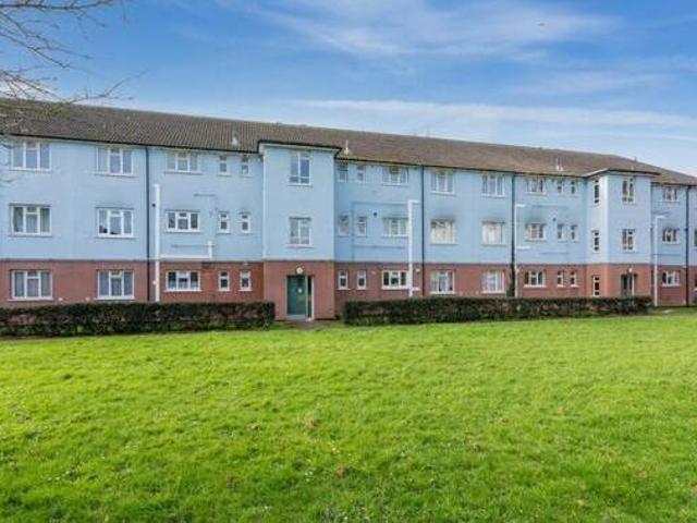 3 Bedroom Apartment For Sale In Langley