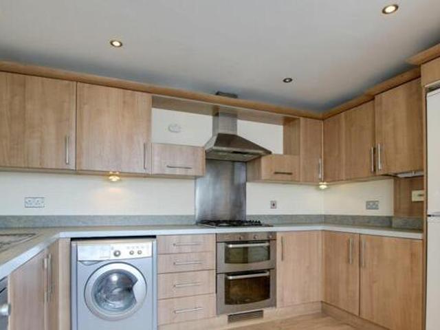 3 Bedroom Apartment For Sale In Leicester