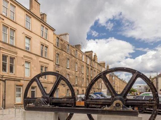 3 Bedroom Apartment For Sale In Leith, Edinburgh