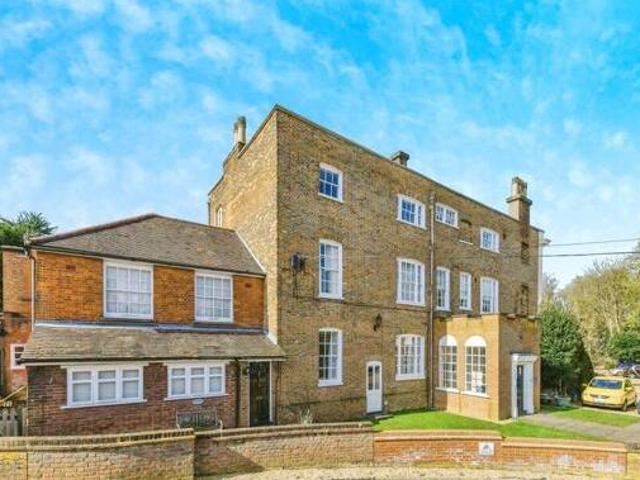 3 Bedroom Apartment For Sale In Little Wymondley