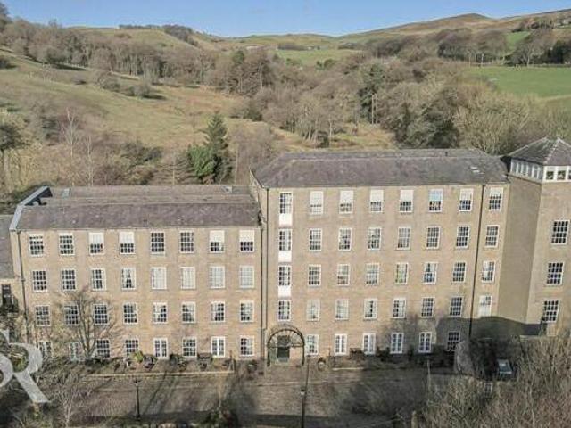 3 Bedroom Apartment For Sale In Little Hayfield