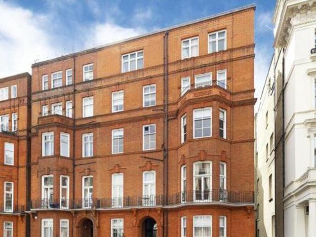 3 Bedroom Apartment For Sale In London