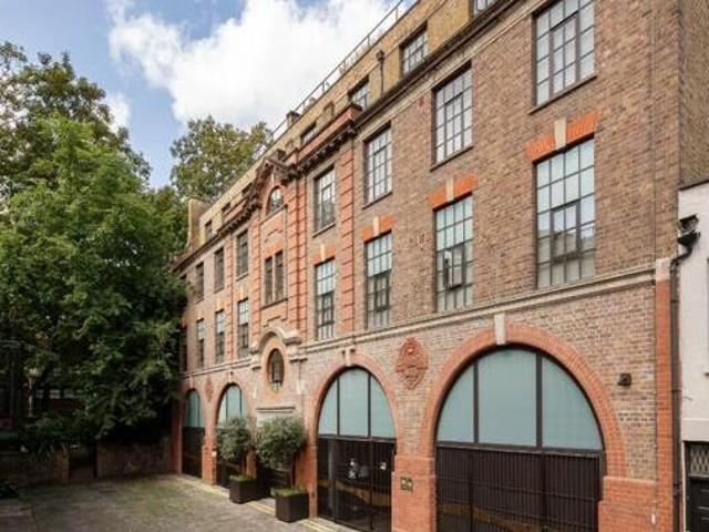3 Bedroom Apartment For Sale In London