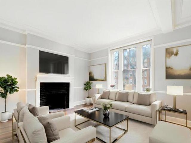 3 Bedroom Apartment For Sale In London