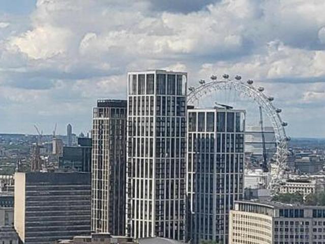 3 Bedroom Apartment For Sale In London
