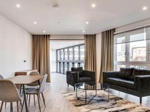 3 Bedroom Apartment For Sale In London