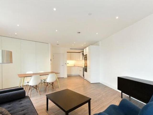 3 Bedroom Apartment For Sale In London