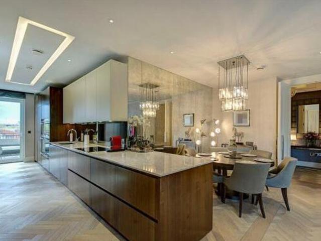 3 Bedroom Apartment For Sale In London