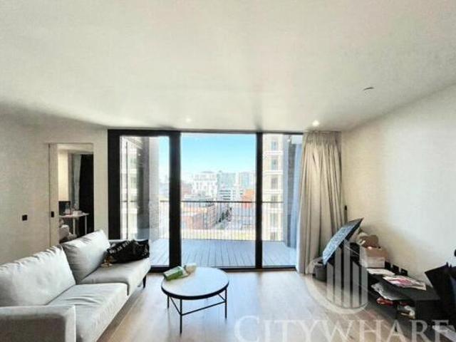 3 Bedroom Apartment For Sale In London