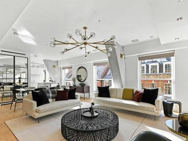 3 Bedroom Apartment For Sale In London