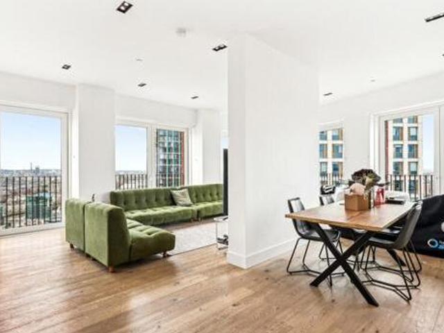 3 Bedroom Apartment For Sale In London