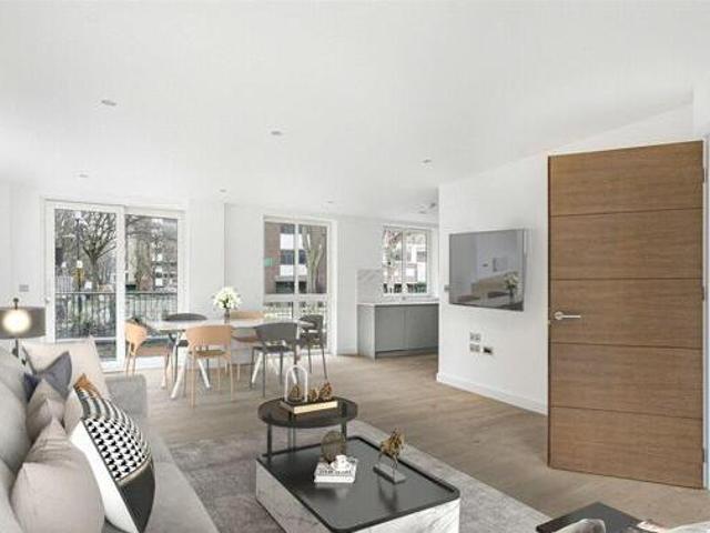 3 Bedroom Apartment For Sale In London