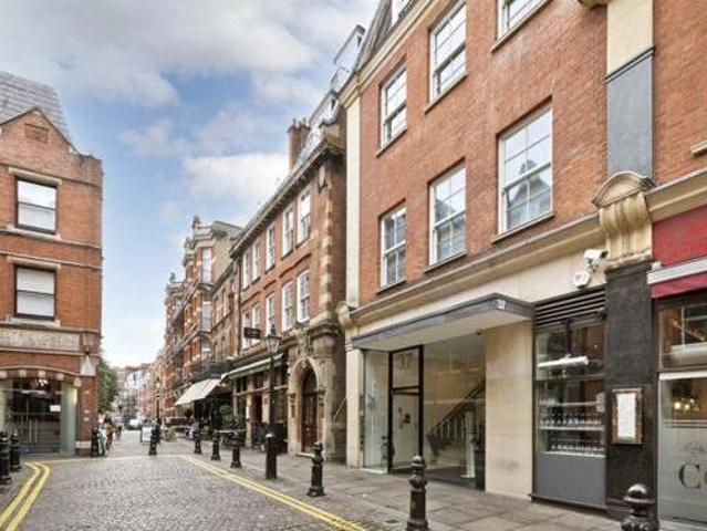 3 Bedroom Apartment For Sale In London