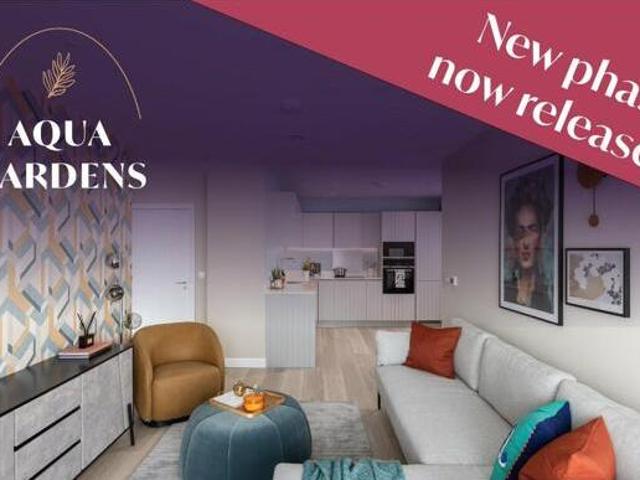 3 Bedroom Apartment For Sale In London