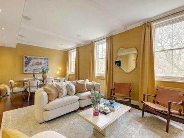 3 Bedroom Apartment For Sale In London