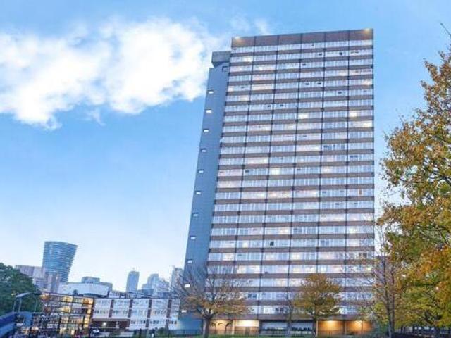 3 Bedroom Apartment For Sale In London