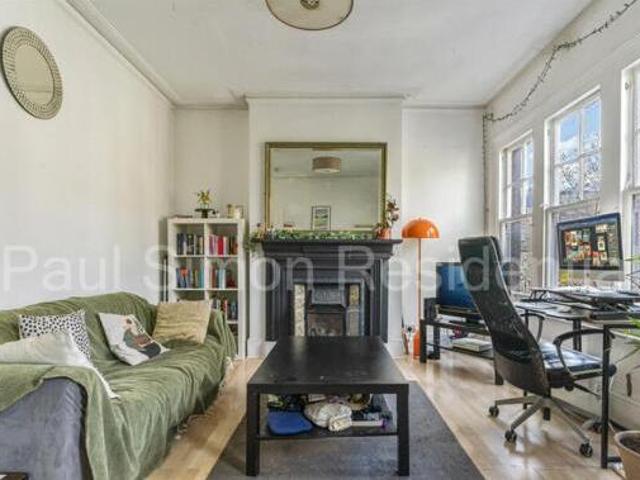 3 Bedroom Apartment For Sale In London