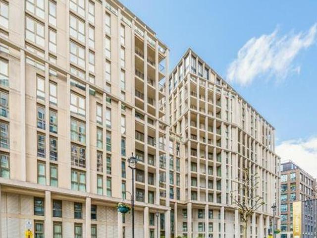 3 Bedroom Apartment For Sale In London