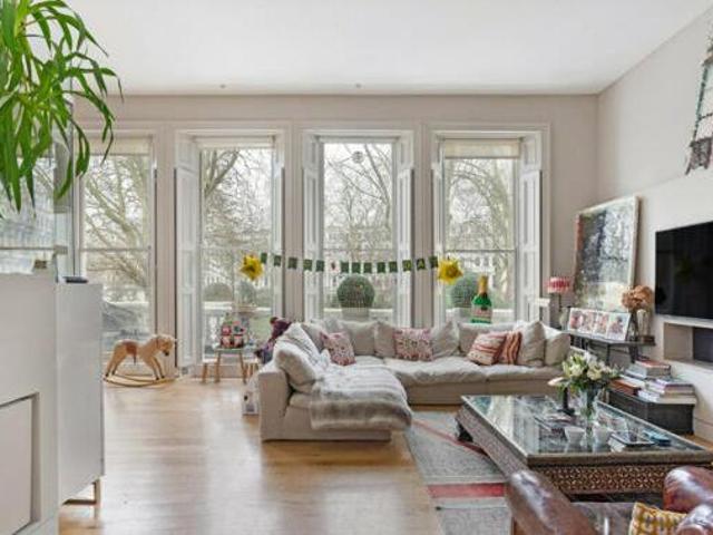 3 Bedroom Apartment For Sale In London