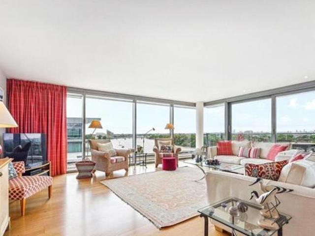 3 Bedroom Apartment For Sale In Putney, London