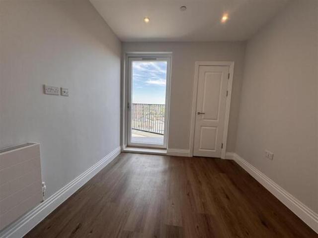 3 bedroom apartment for sale in Palmer Street, Reading, RG1