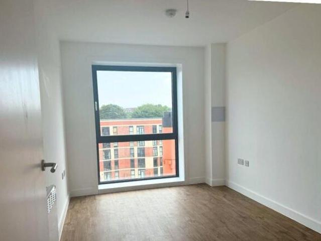 3 bedroom apartment for sale in Phoenix, Saxton Lane, Leeds, LS9 8GL, LS9