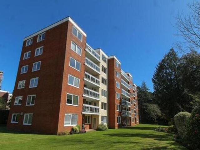 3 Bedroom Apartment For Sale In Poole