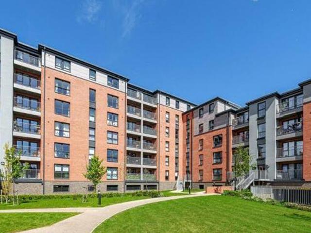 3 Bedroom Apartment For Sale In Reading