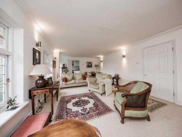 3 bedroom apartment for sale in Rodmell Road, Tunbridge Wells, TN2
