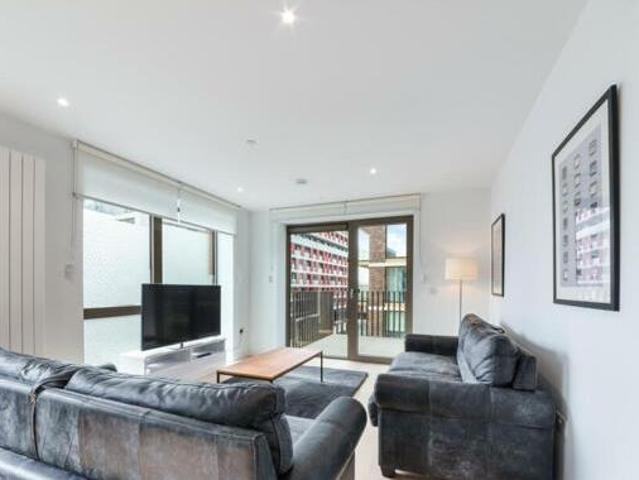 3 Bedroom Apartment For Sale In Royal Wharf, London