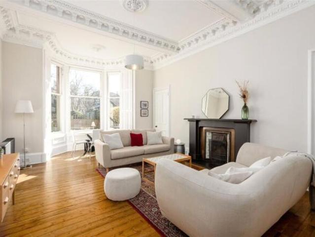 3 bedroom apartment for sale in St. Margarets Road, Edinburgh, EH9