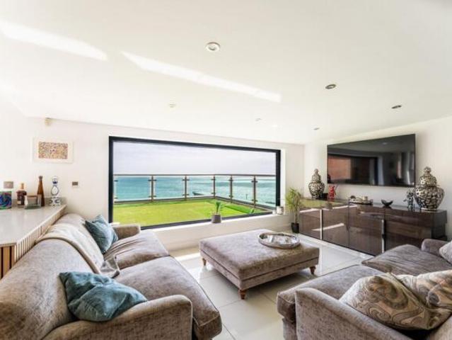 3 bedroom apartment for sale in Admirals Point, 39 41 St Catherines Road, Southbourne, BH6 4AG, BH6