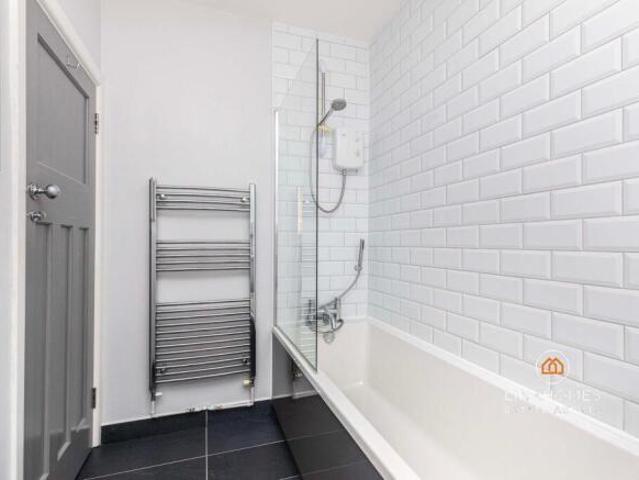 3 bedroom apartment for sale in Surrey Road, Bournemouth, BH4