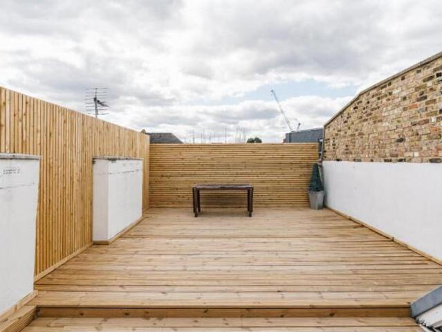 3 bedroom apartment for sale in Swinton Street, London, WC1X
