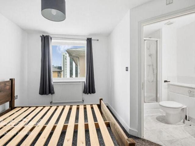 3 bedroom apartment for sale in Settlers Court, Newport Avenue, London, E14