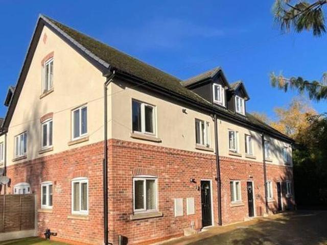 3 Bedroom Apartment For Sale In Shavington, Crewe