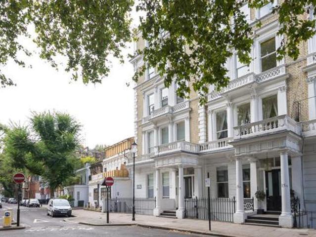 3 Bedroom Apartment For Sale In South Kensington
