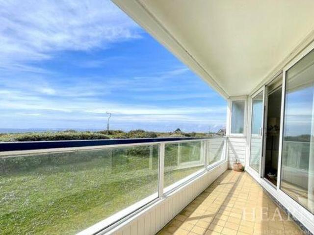 3 Bedroom Apartment For Sale In Southbourne, Bournemouth