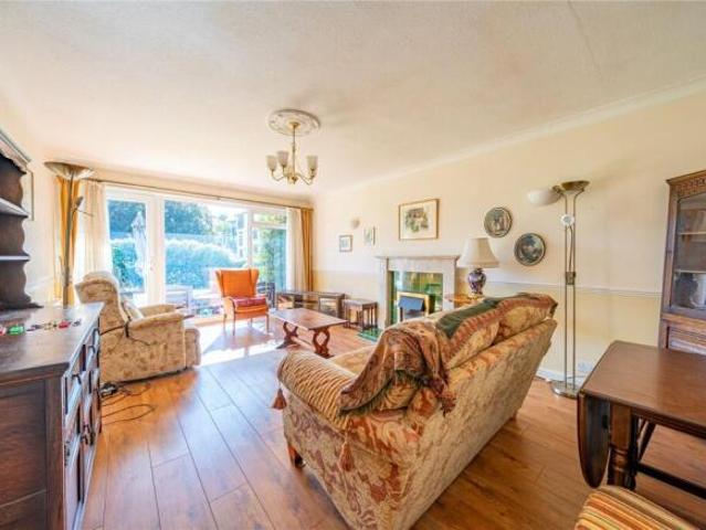 3 bedroom apartment for sale in Southlands Close, Leeds, West Yorkshire, LS17