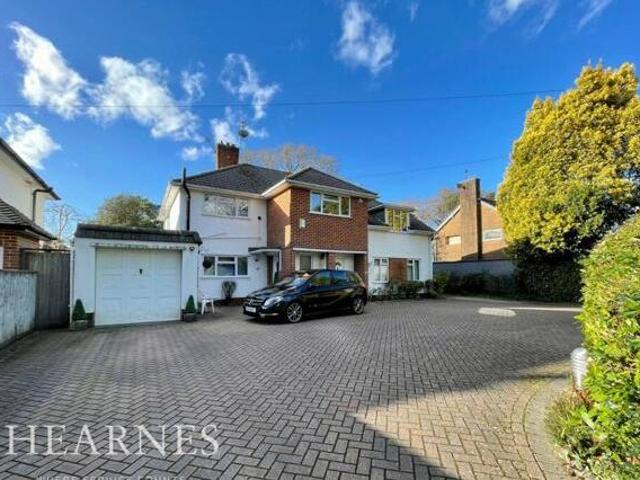 3 Bedroom Apartment For Sale In Talbot Woods, Bournemouth