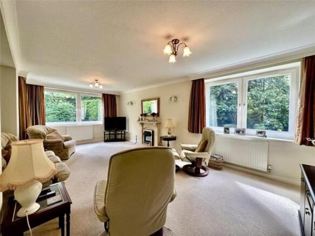 3 bedroom apartment for sale in The Avenue, Poole, Dorset, BH13