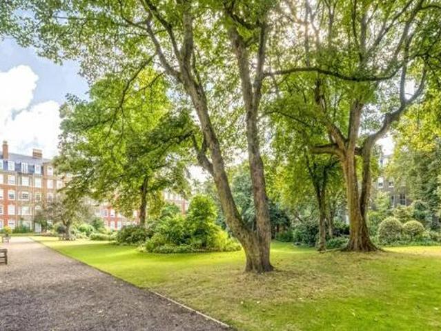 3 Bedroom Apartment For Sale In The Little Boltons, London