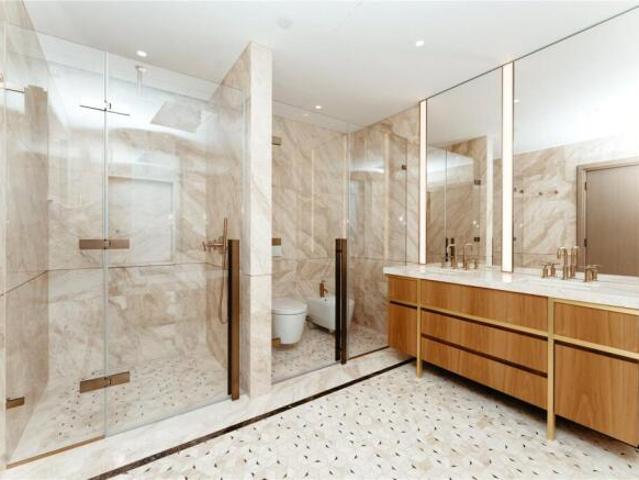 3 bedroom apartment for sale in The Lucan, Place, London, SW3