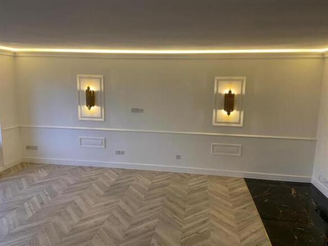 3 bedroom apartment for sale in The Mailbox, Wharfside Street, B1