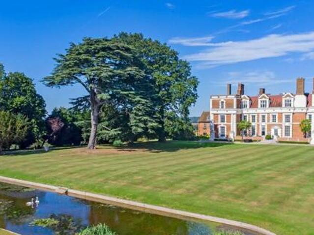 3 Bedroom Apartment For Sale In Theydon Mount