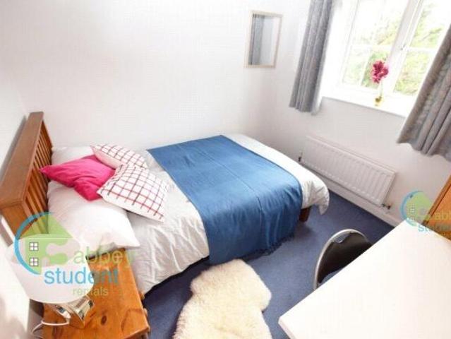 3 bedroom apartment for sale in Thomas Brassey Close, Hoole, Chester, CH2
