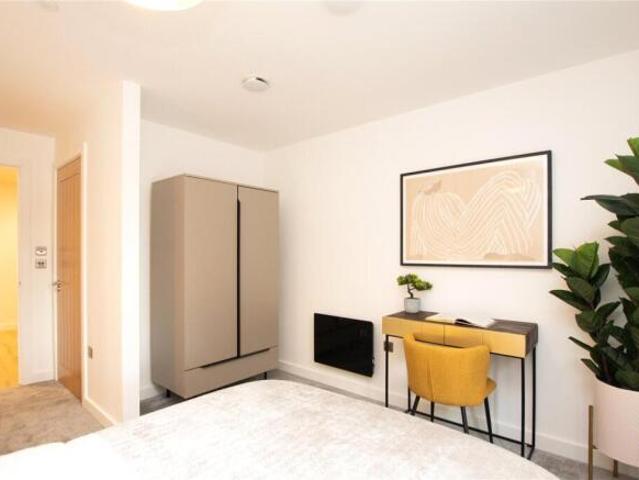 3 bedroom apartment for sale in Triangle, Ashford, TN23