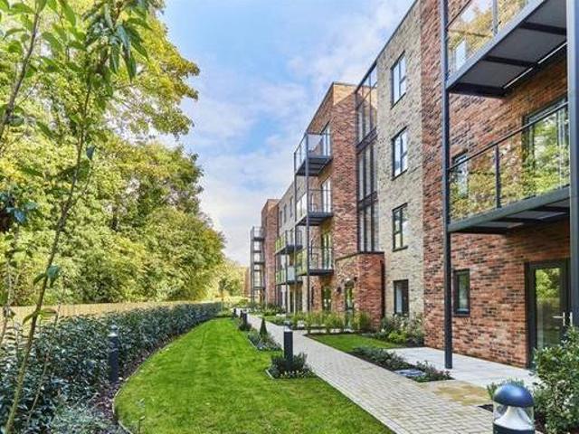 3 bedroom apartment for sale in Troutbeck Road Sheffield S7 2QA S7