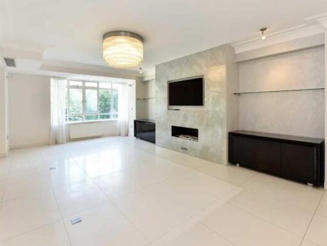 3 bedroom apartment for sale in Viceroy Court, Prince Albert Road, London, NW8